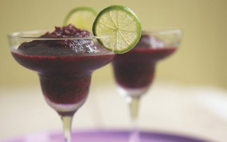 Throw A Sizzling Summer Cocktail Party – Melroze